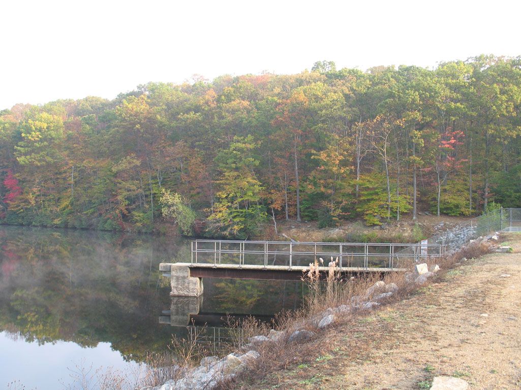 Locations Hub - Pattaconk Lake