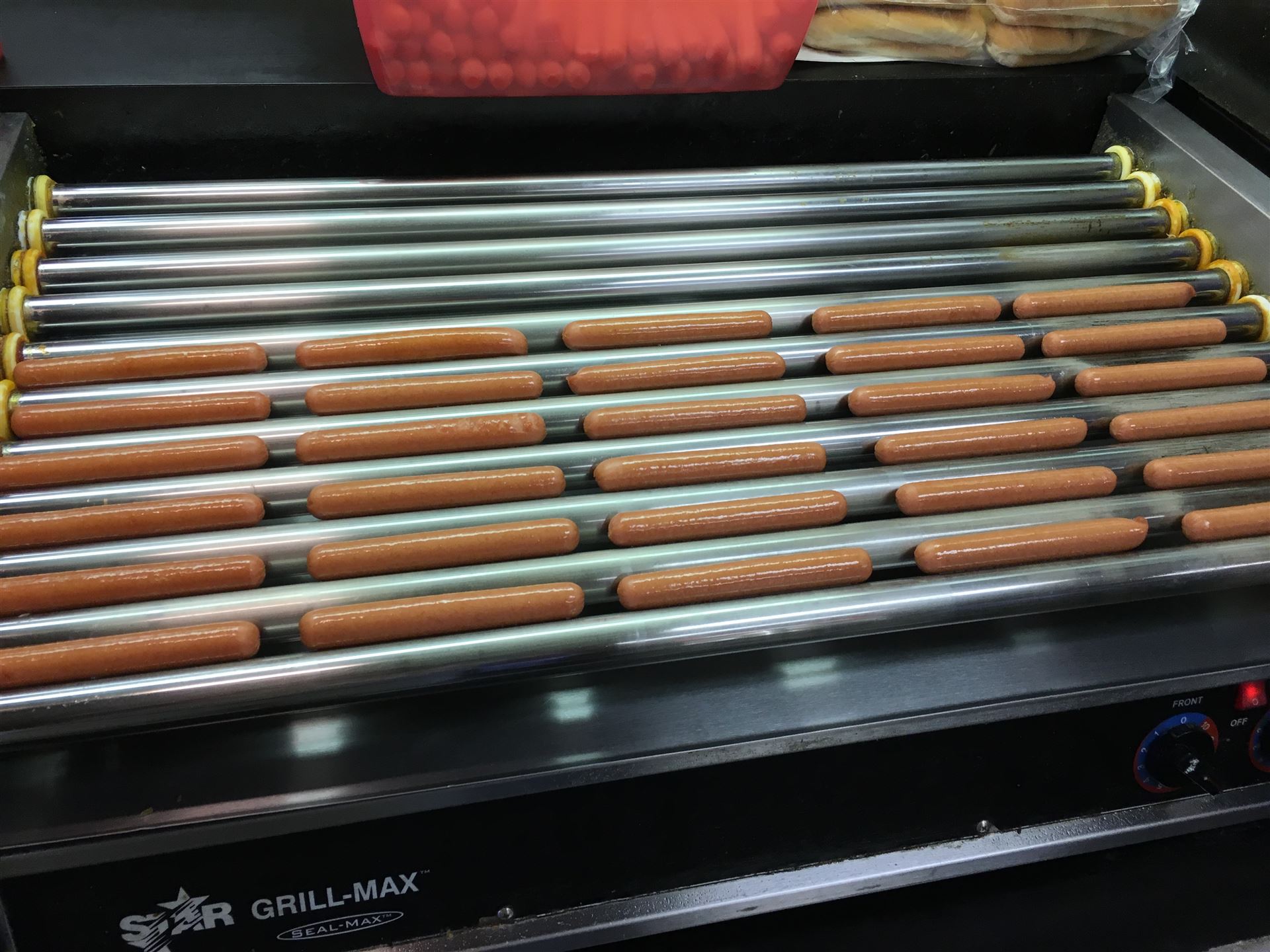 Locations Hub - Nikki's Dog House