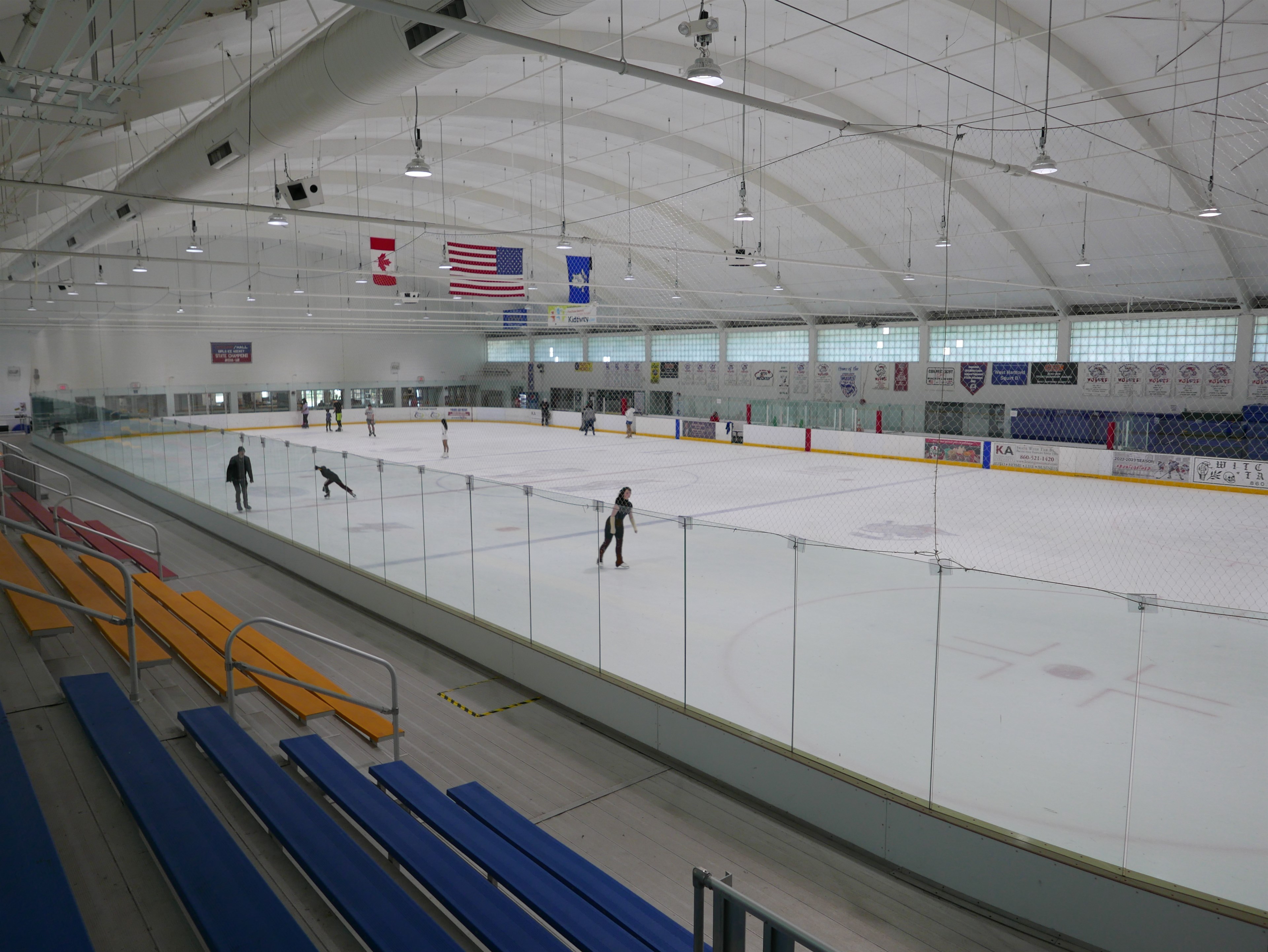 Locations Hub - Veterans Memorial Skating Rink