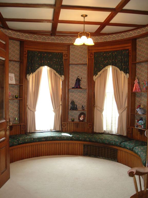 Locations Hub - George Fay House