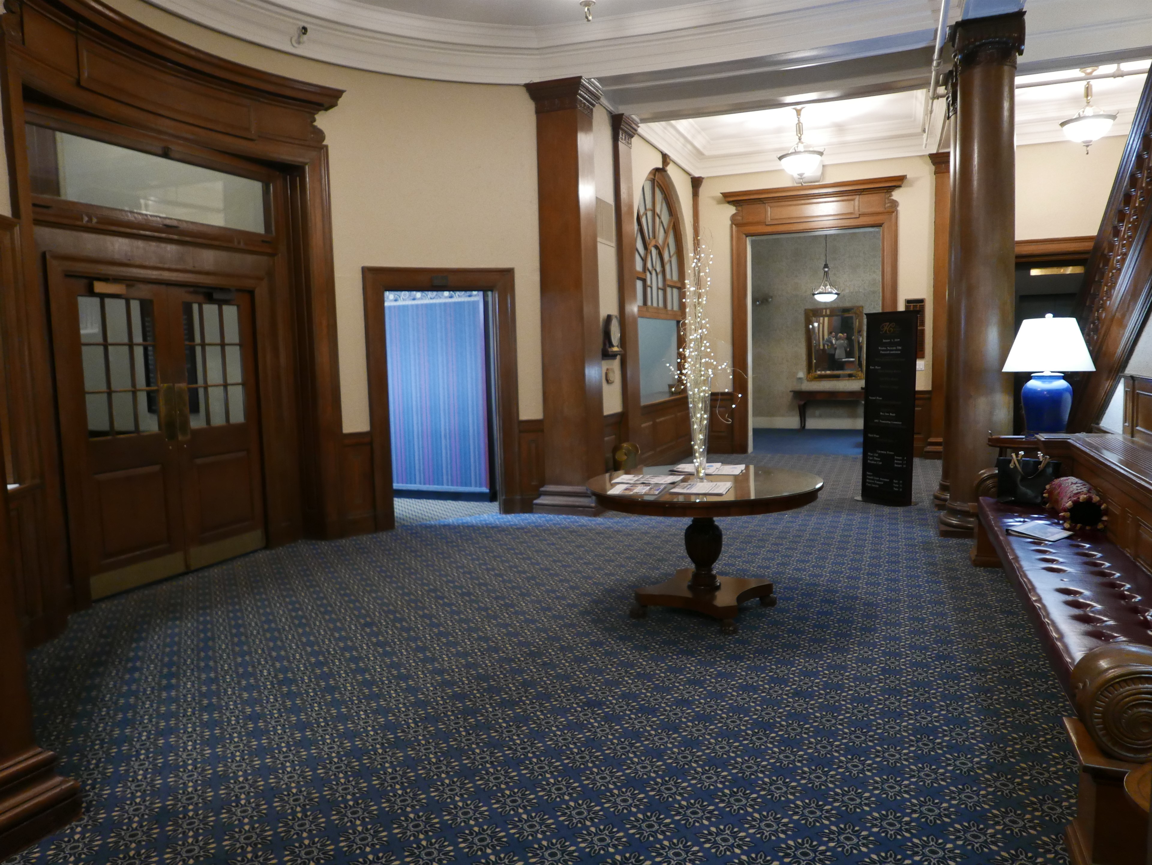 Locations Hub - The Hartford Club