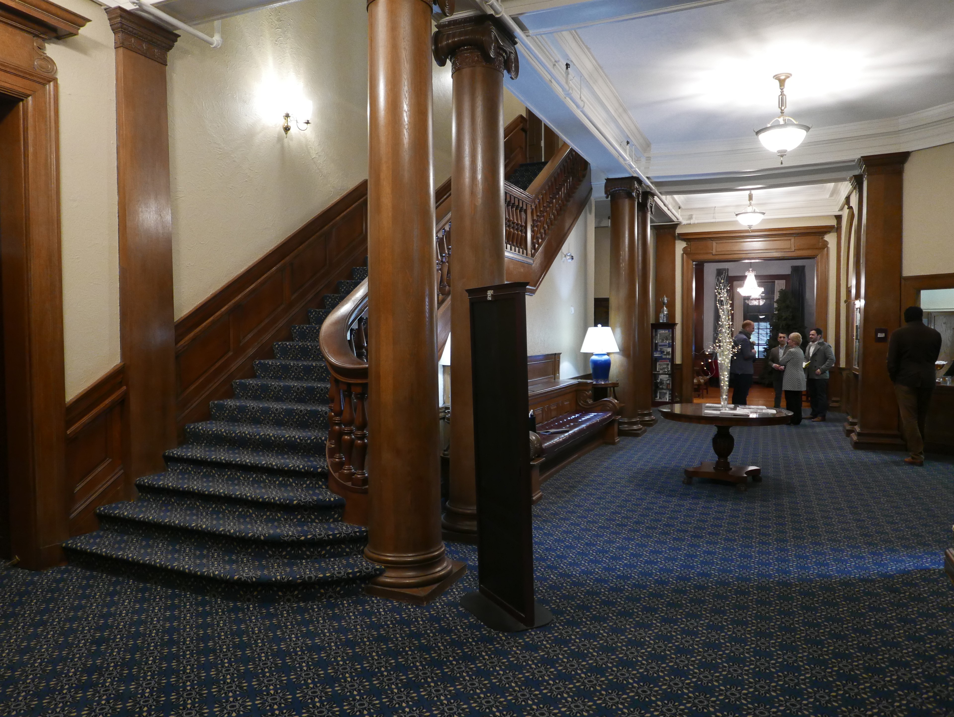 Locations Hub - The Hartford Club