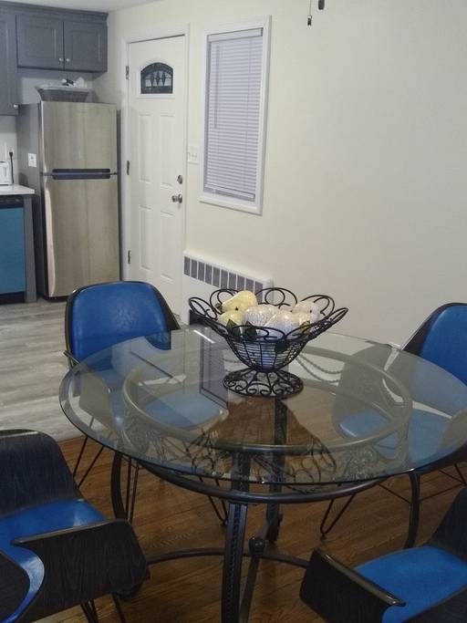 Locations Hub - Lux Cape with Vast Yard