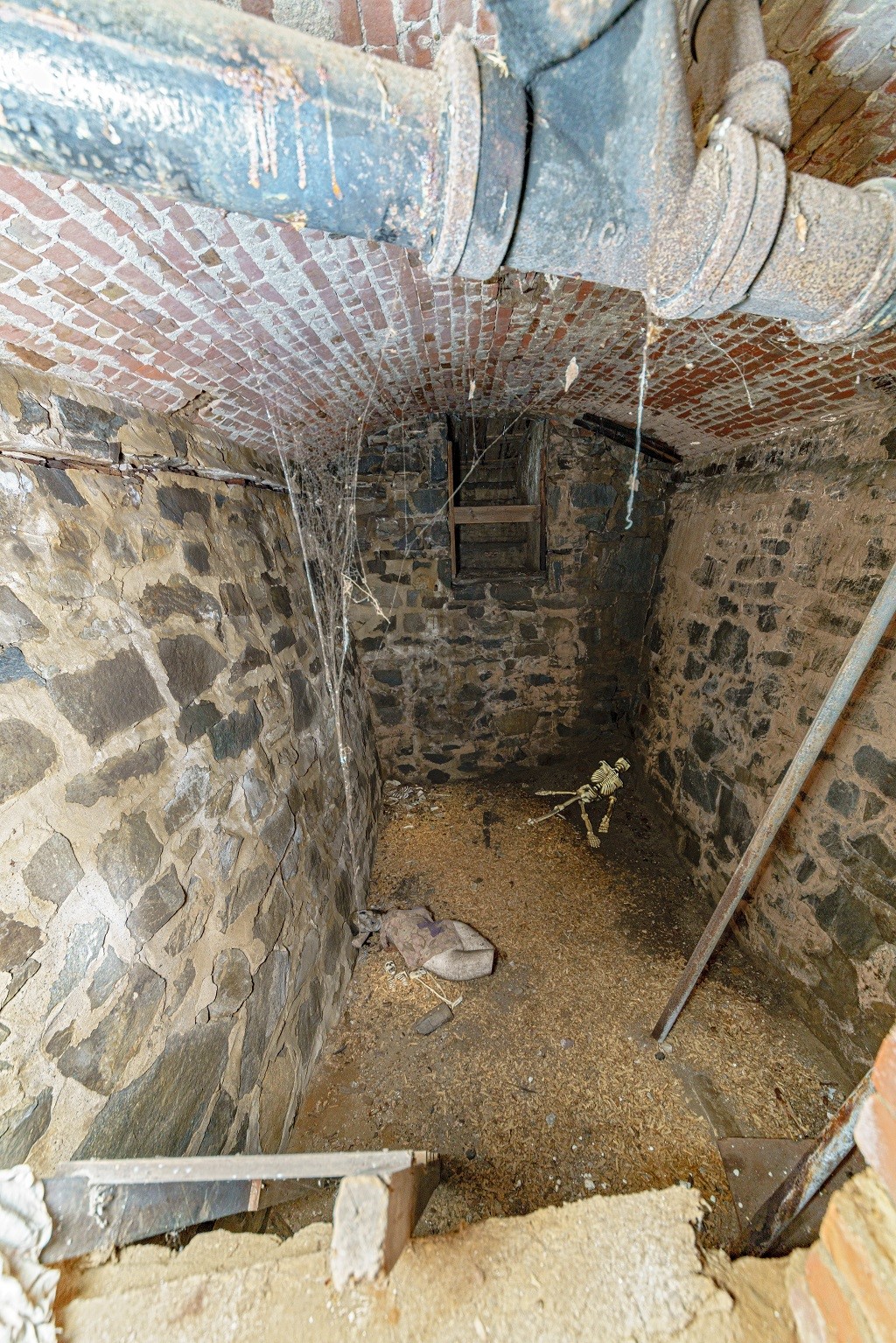 Locations Hub - Jonathan Sturges Cottage