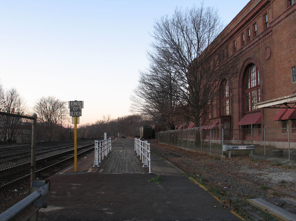 Locations Hub - Waterbury Train Station