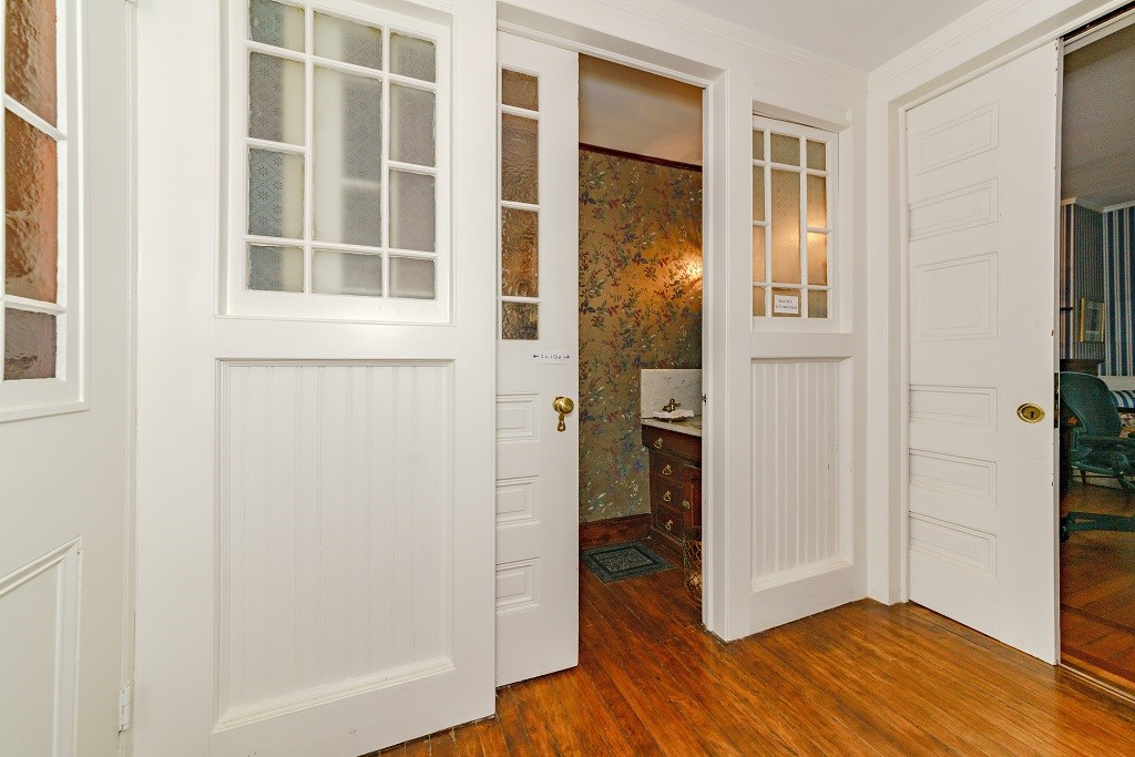 Locations Hub - Jonathan Sturges Cottage