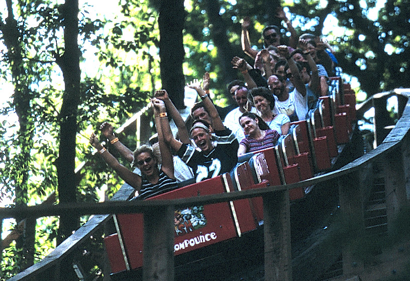 Locations Hub - Lake Compounce Theme Park