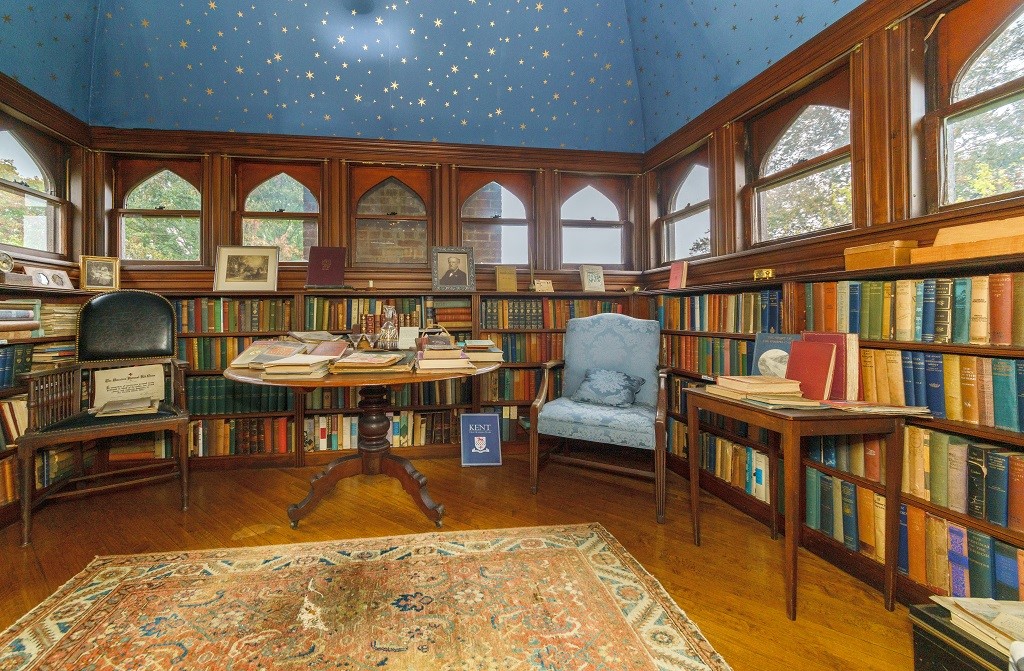 Locations Hub - Jonathan Sturges Cottage