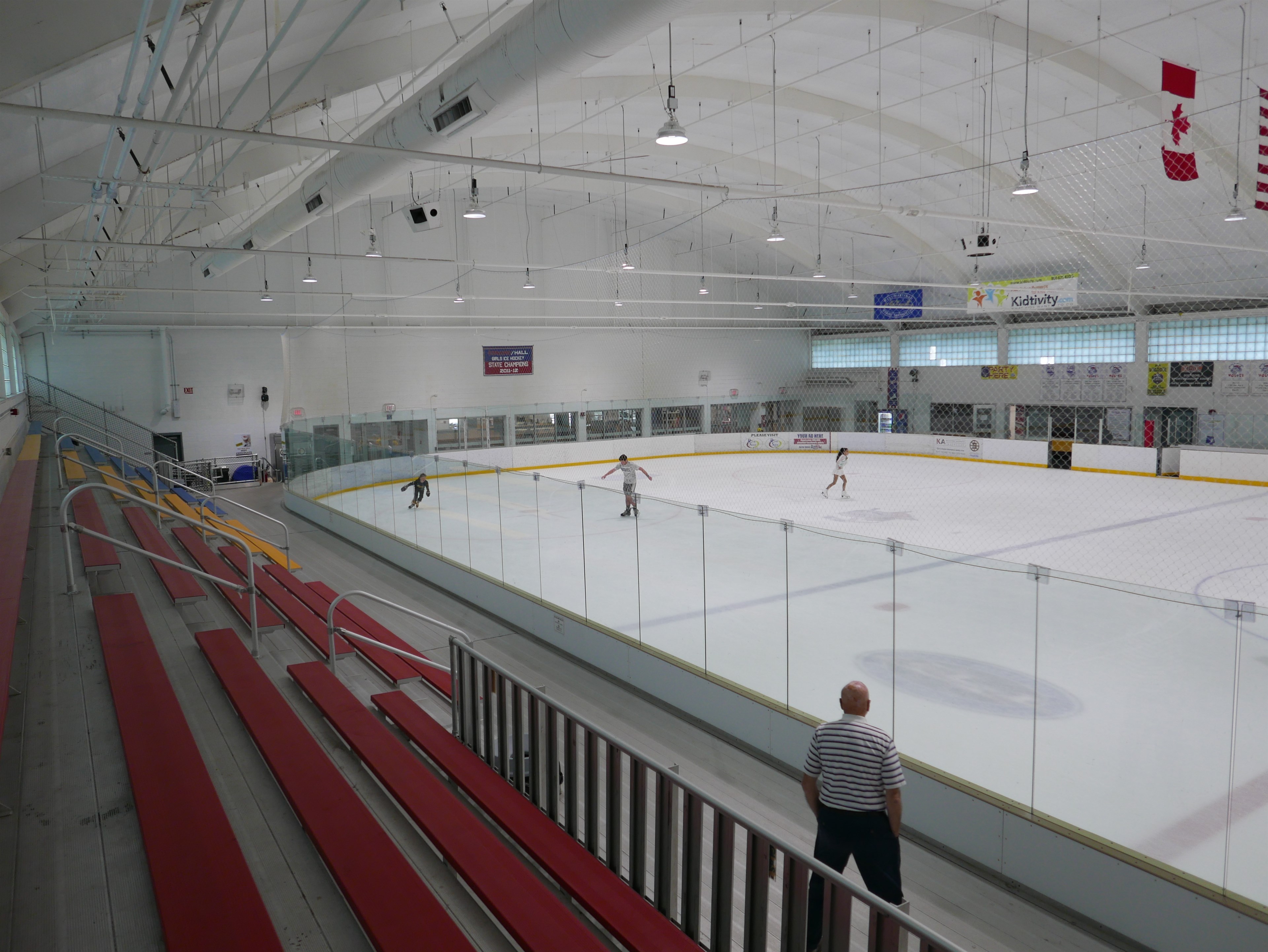 Locations Hub - Veterans Memorial Skating Rink