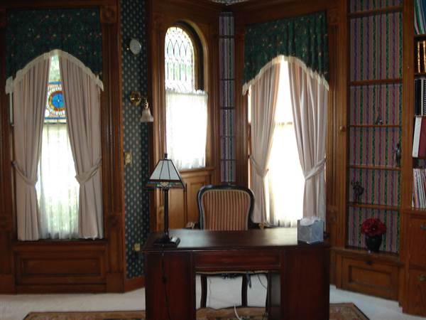 Locations Hub - George Fay House