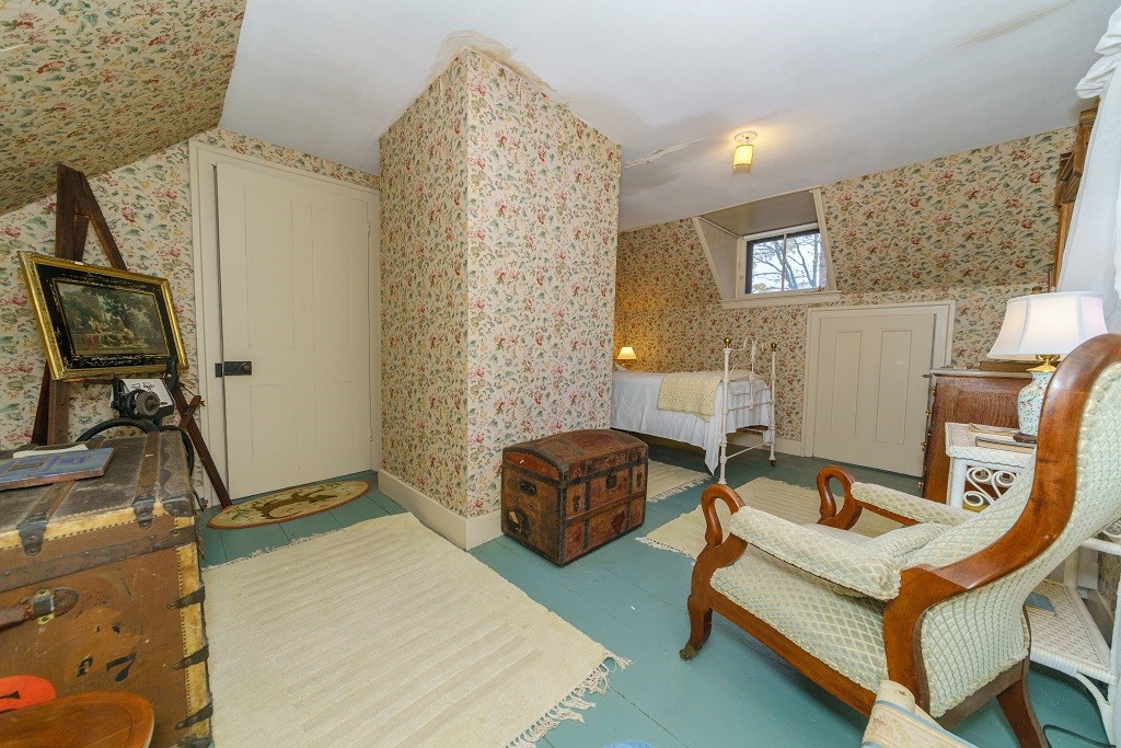 Locations Hub - Jonathan Sturges Cottage