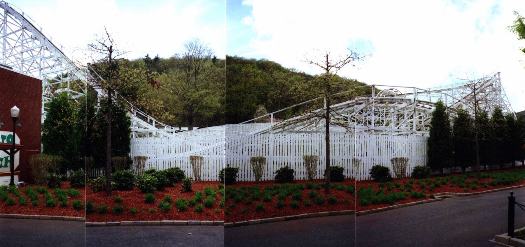 Locations Hub - Lake Compounce Theme Park