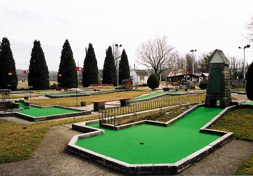 Locations Hub - Farmington Mini Golf