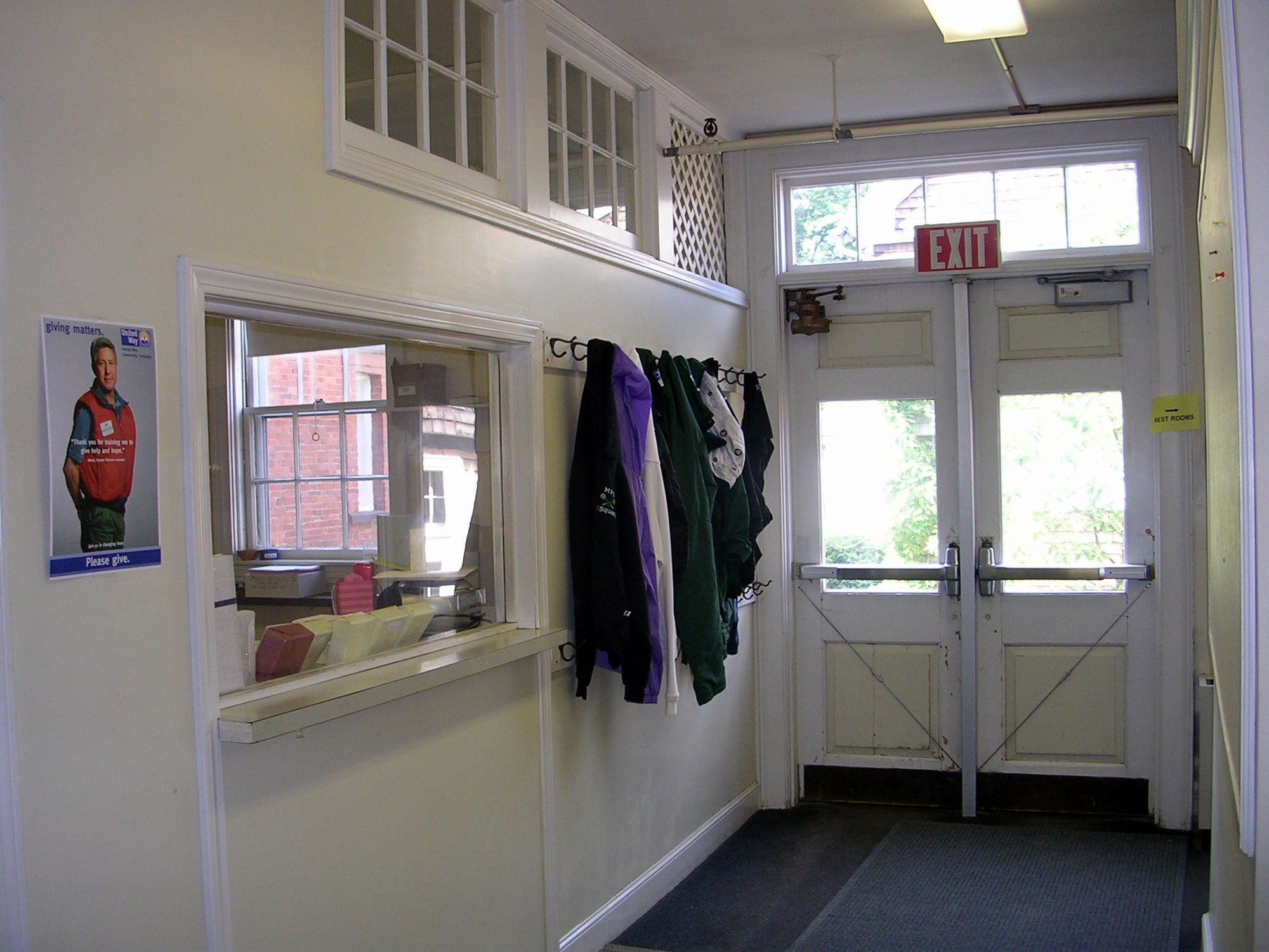 Locations Hub - Miss Porter's - Student Center Dining Hall