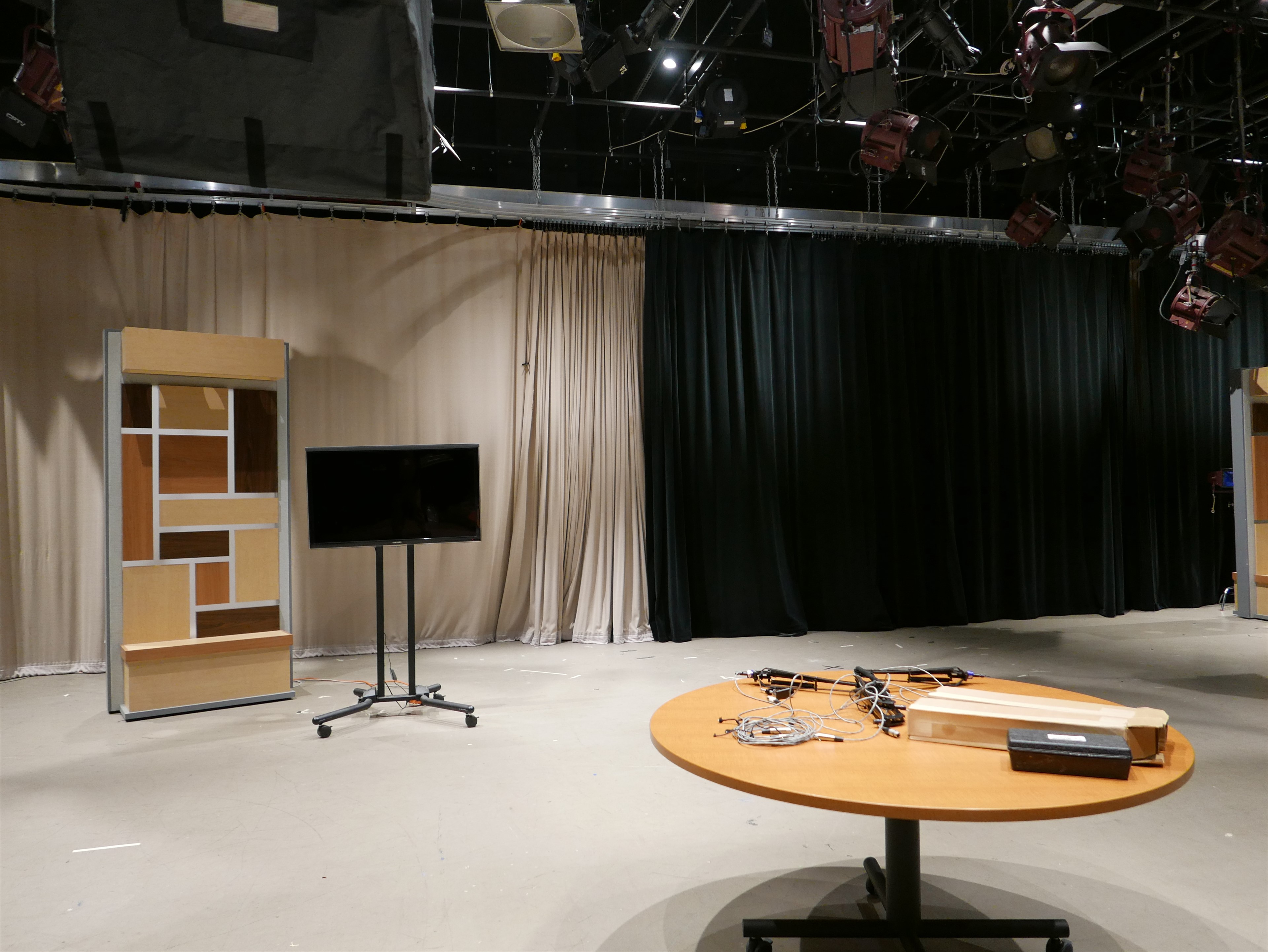 Locations Hub - Connecticut Public Broadcasting- Studio A