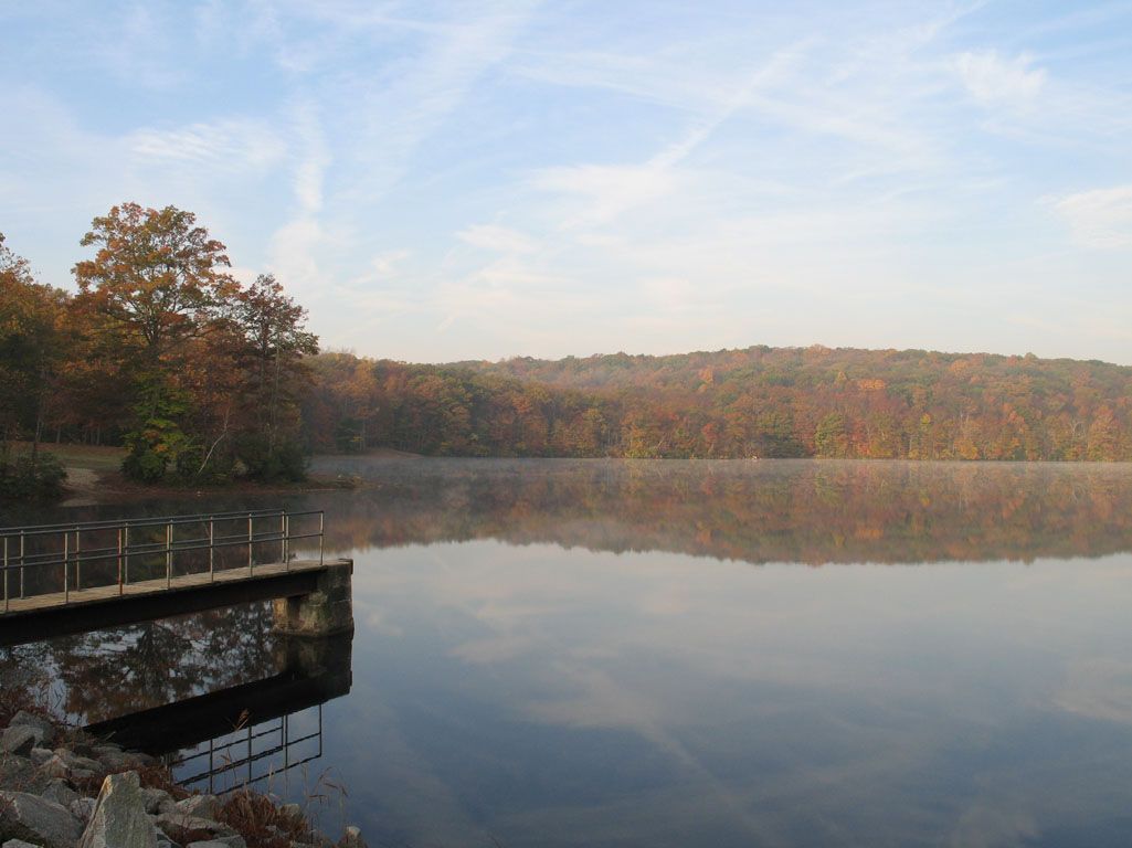 Locations Hub - Pattaconk Lake