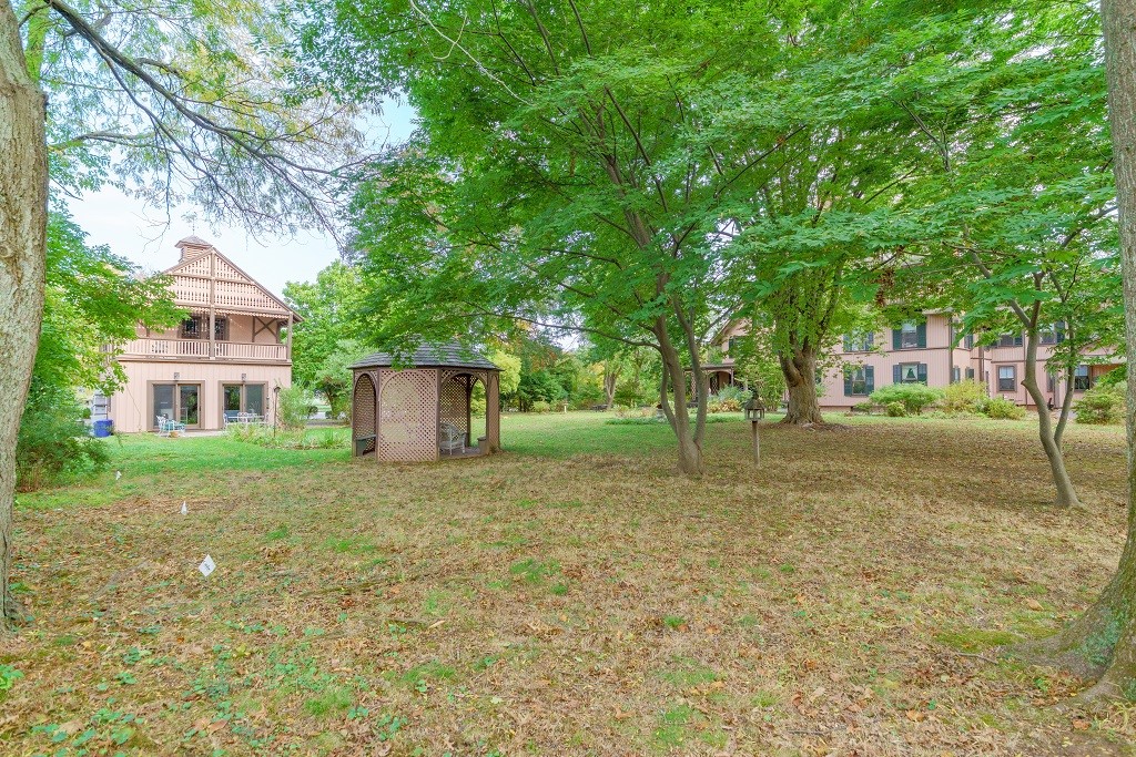 Locations Hub - Jonathan Sturges Cottage