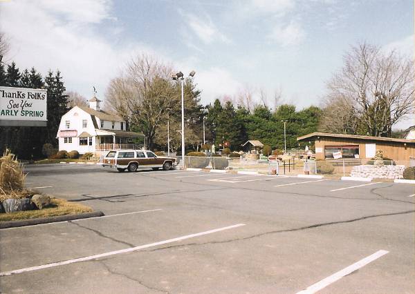Locations Hub - Farmington Mini Golf